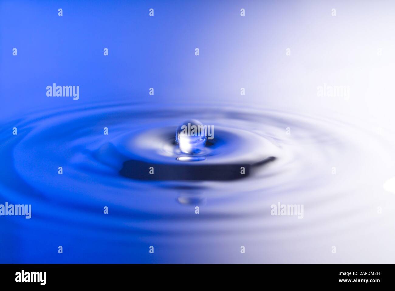 Wassertropfen - Drop of Water Stock Photo - Alamy