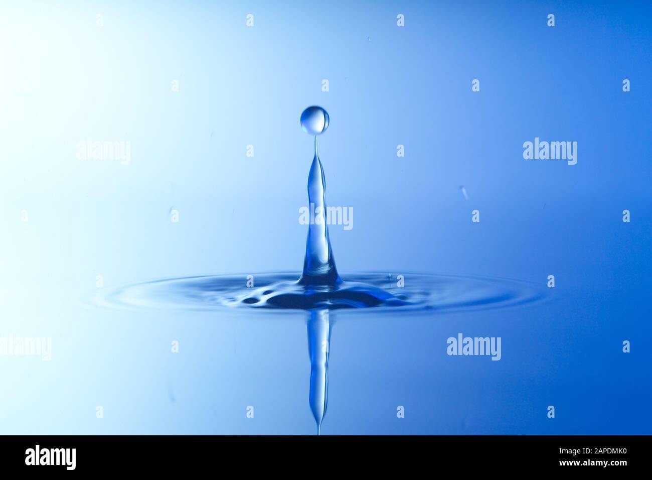 Wassertropfen - Drop of Water Stock Photo - Alamy
