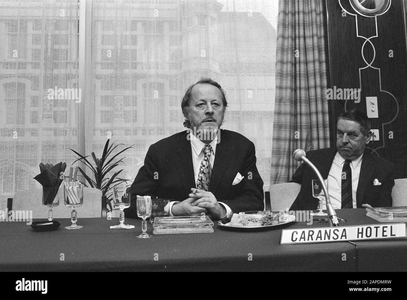 Ralph holland Black and White Stock Photos & Images - Alamy