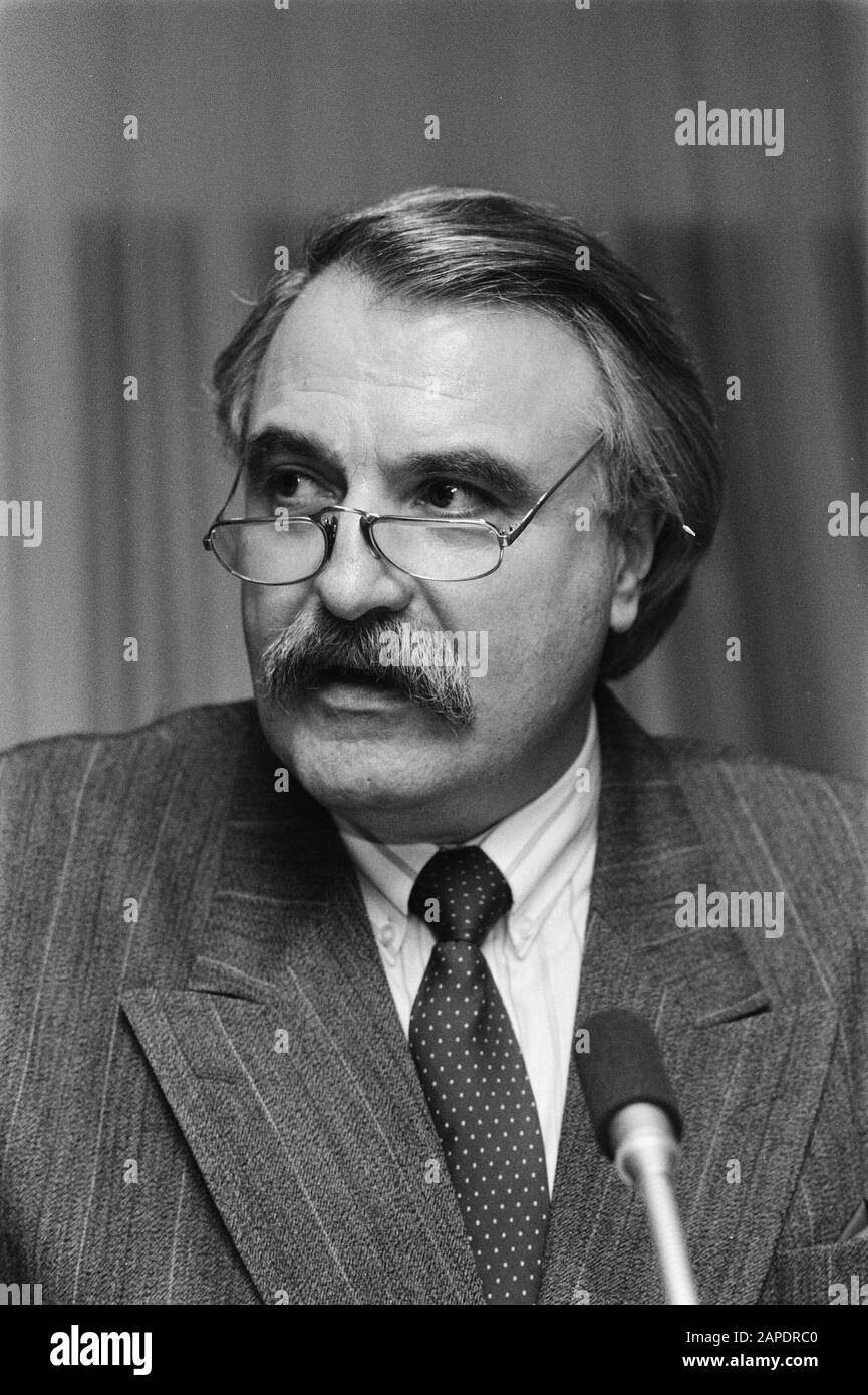 Paid football sport Black and White Stock Photos & Images - Alamy