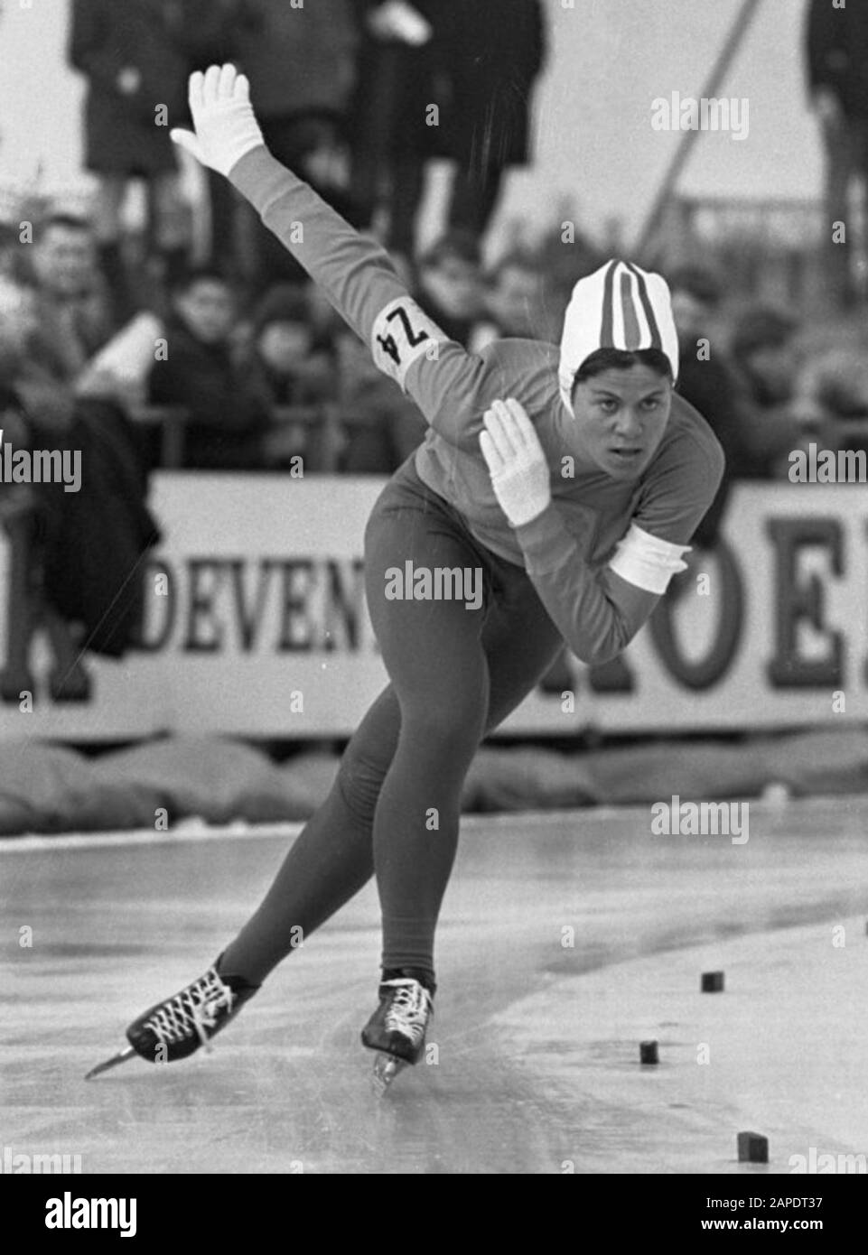 Ans Schut. World Championships in Deventer ladies, Ans Schut in action ...