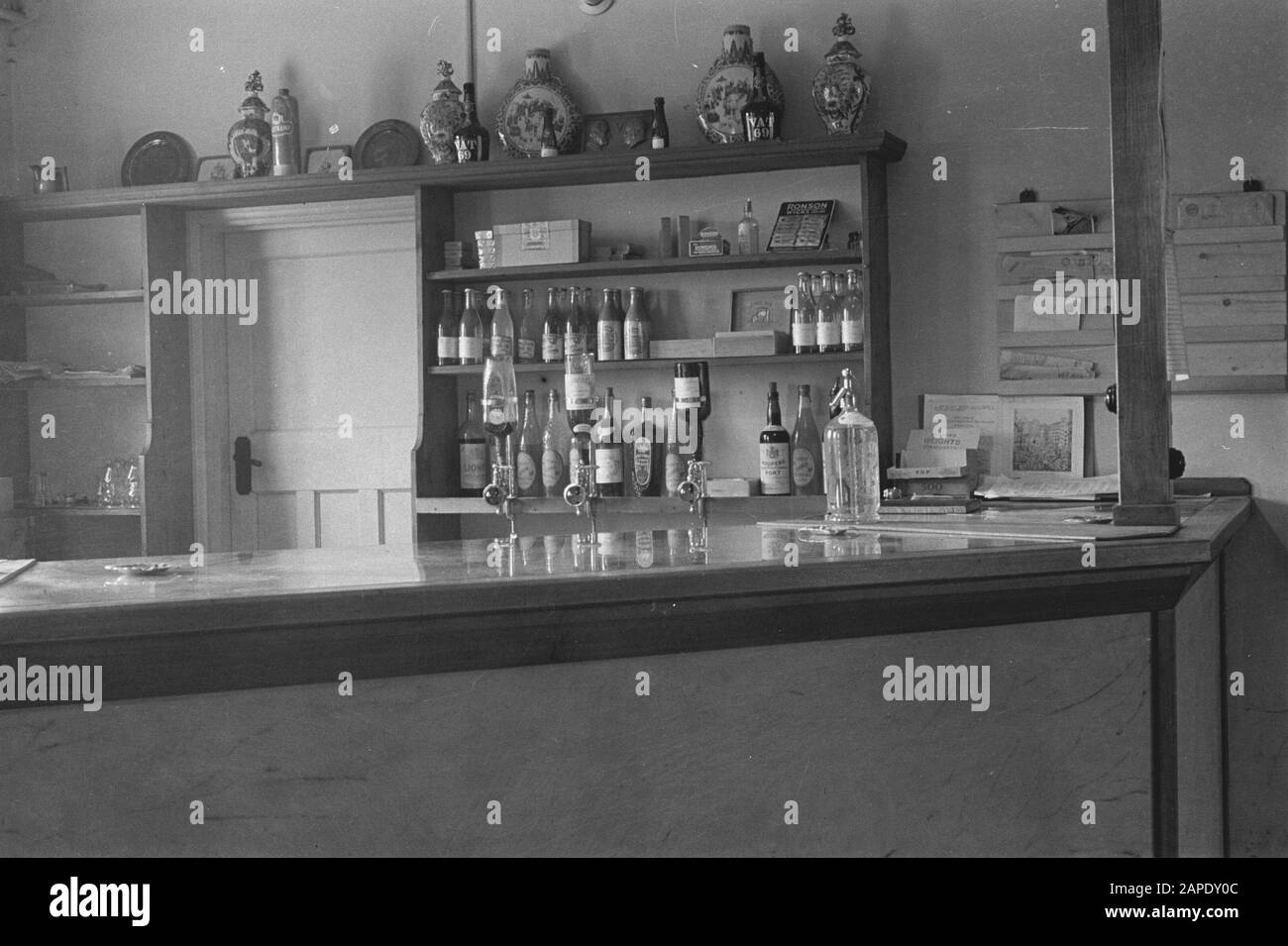 World war ii mess hi-res stock photography and images - Alamy