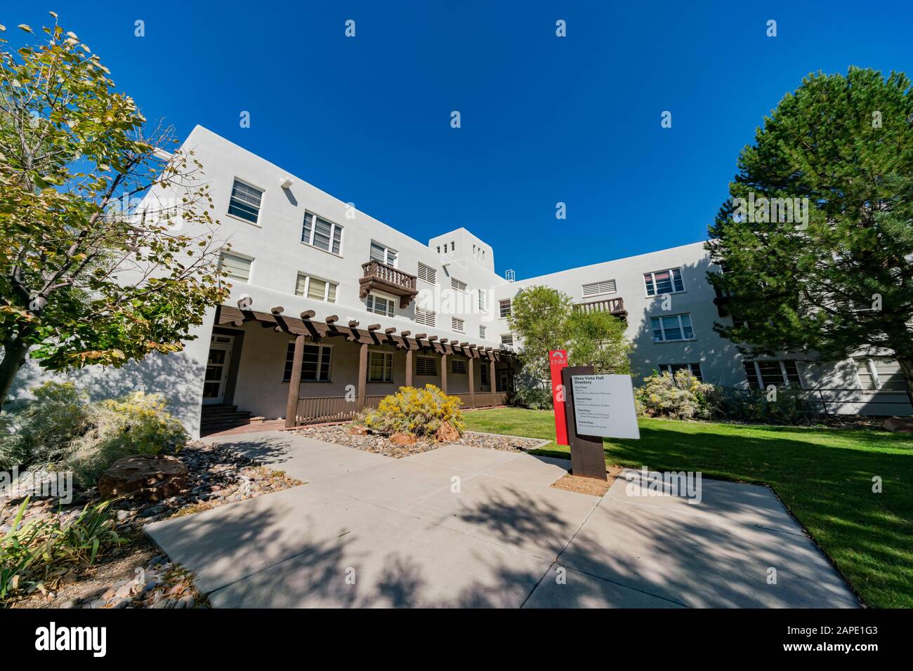 Sunny view of the beautiful campus of The University of New Mexico at ...