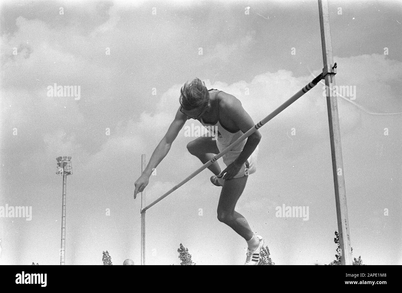 Athletics competitions at sports park Ookmeer. Hoogspringer Klaas Kanis ...