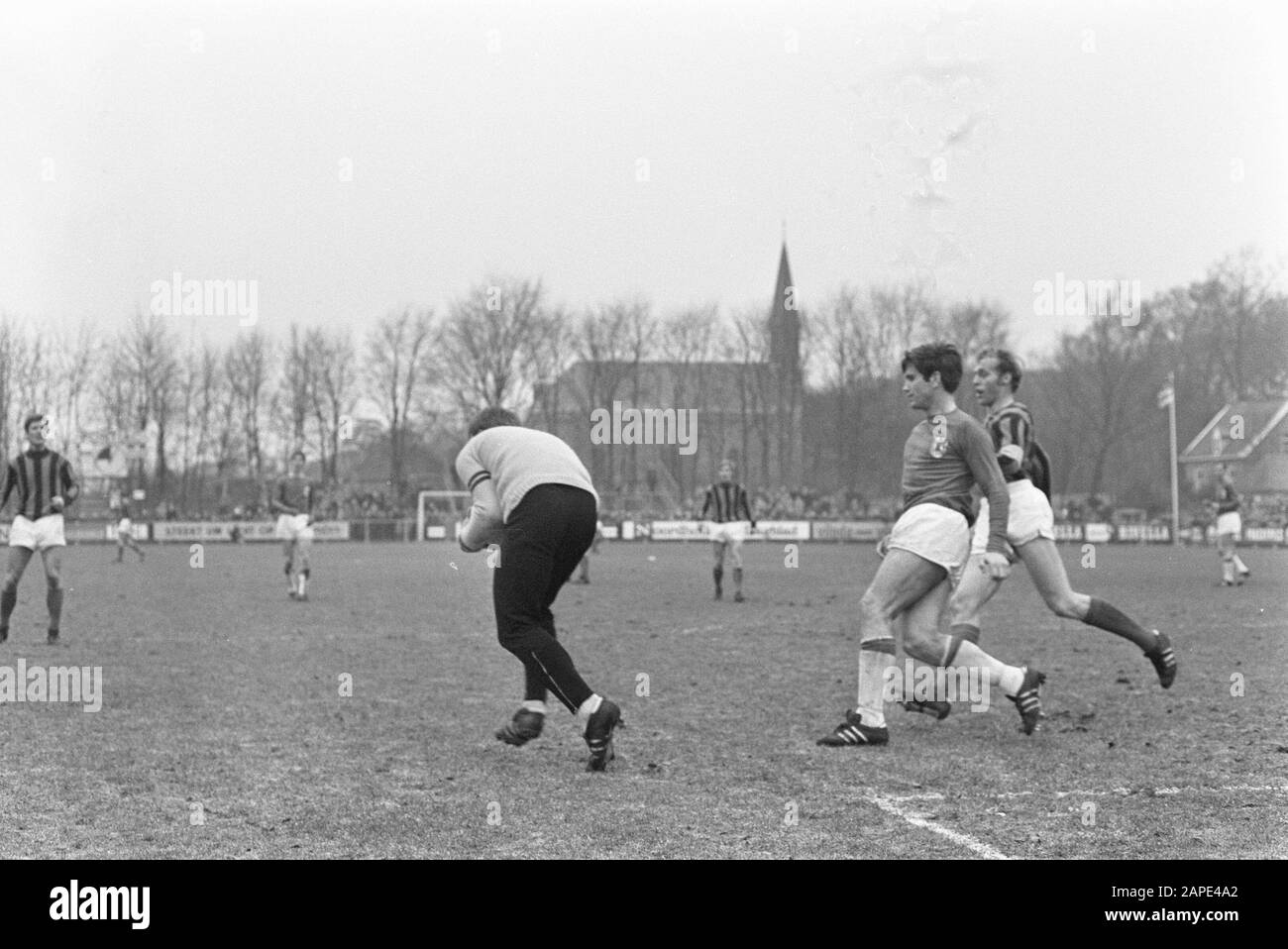 1969 football game hi-res stock photography and images - Alamy