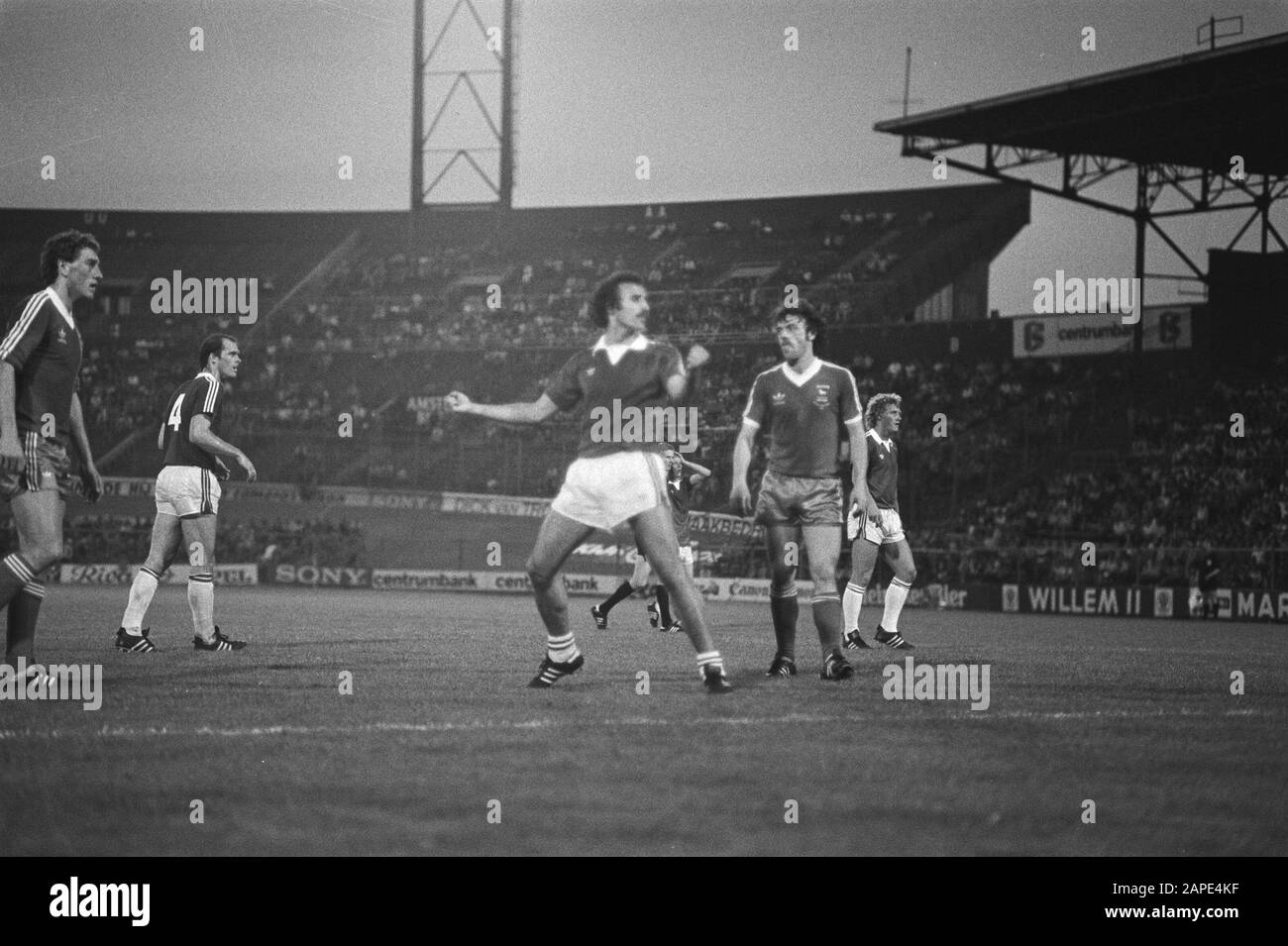 Ipswich uefa cup 1981 trophy Black and White Stock Photos & Images - Alamy