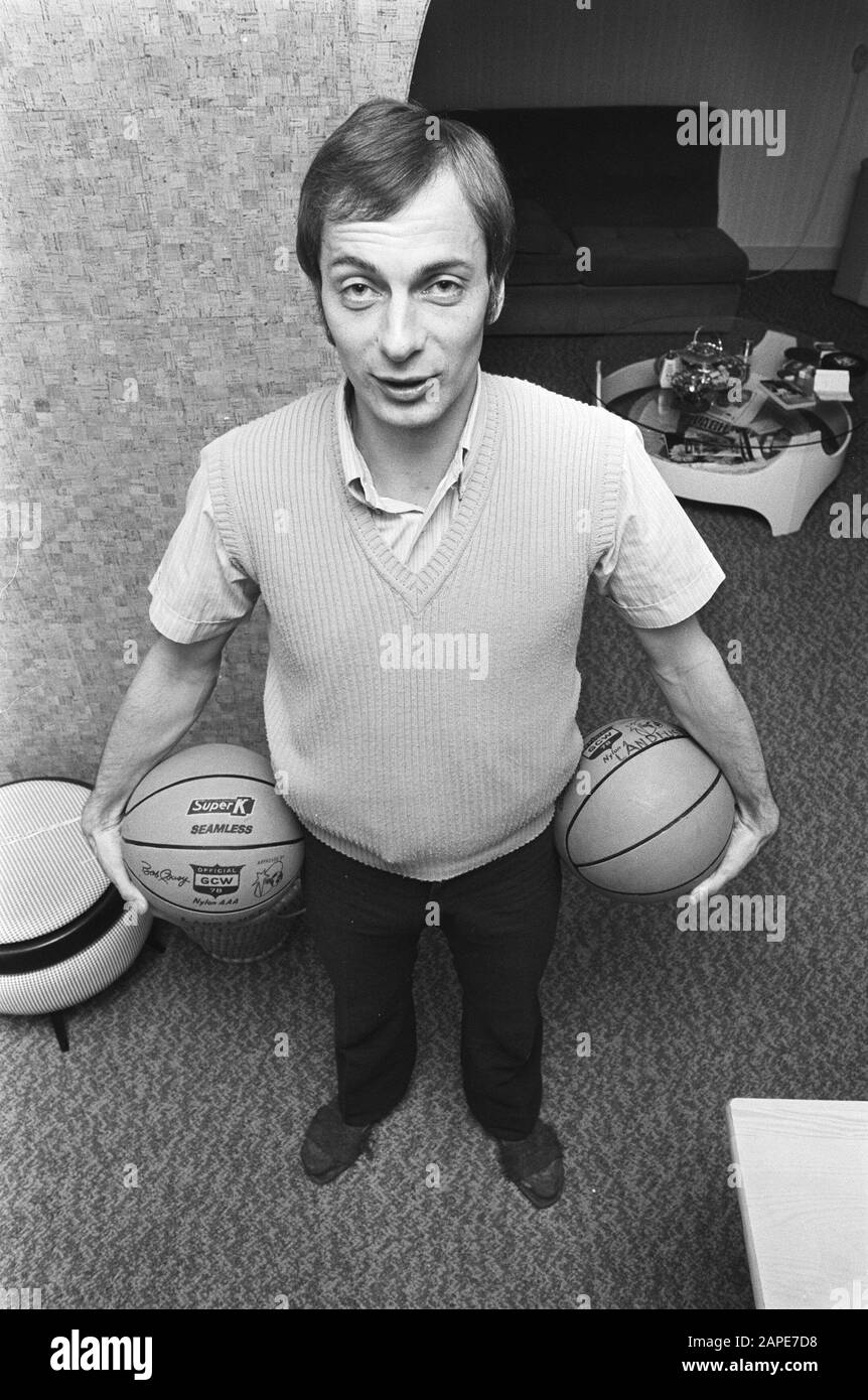 Basketballer Peter van Rijswijk Description: basketball, sports ...