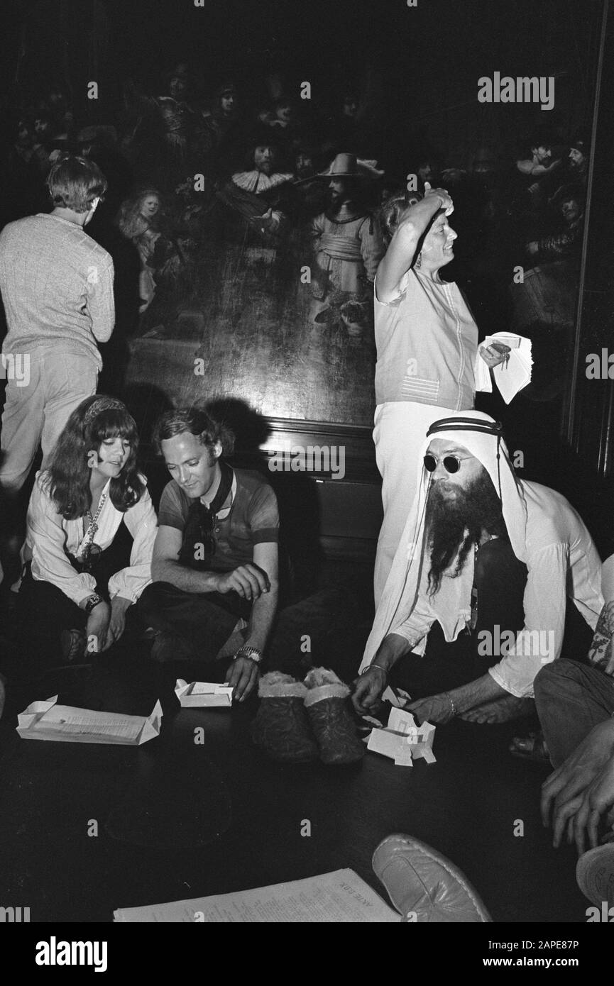 Occupied night watch room hi-res stock photography and images - Alamy