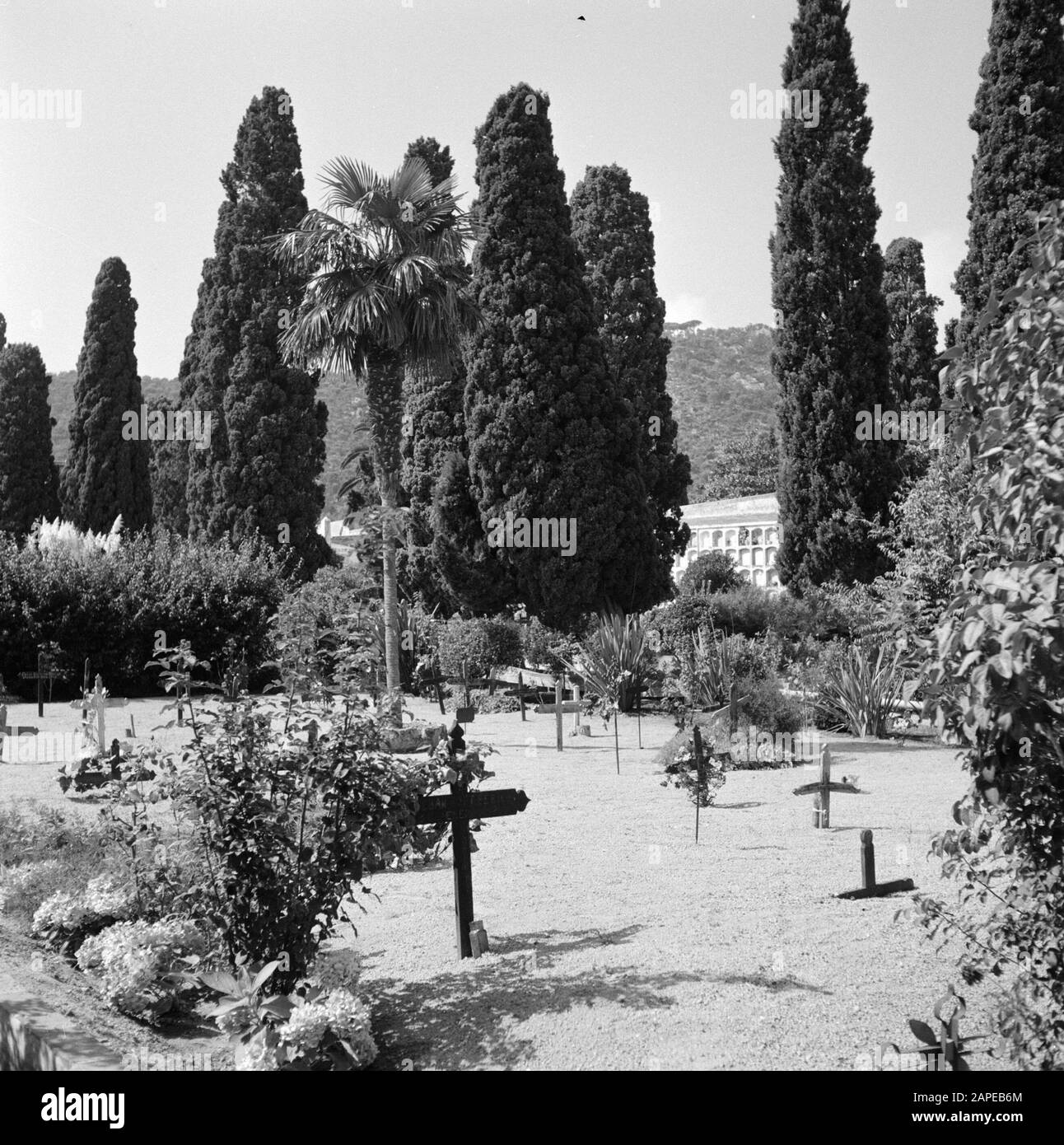 Poor life Black and White Stock Photos & Images - Alamy