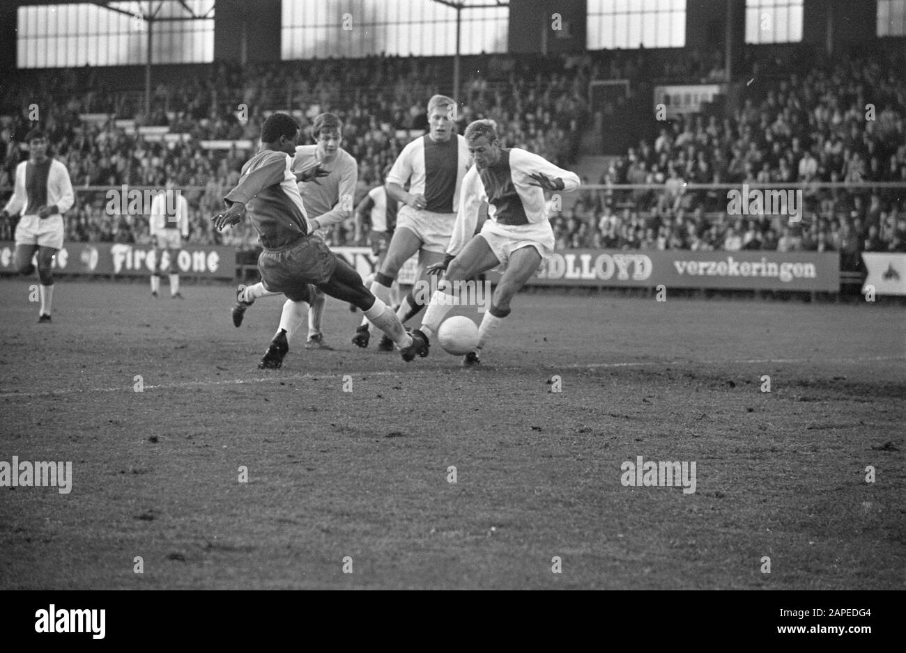 Left rudge hi-res stock photography and images - Alamy
