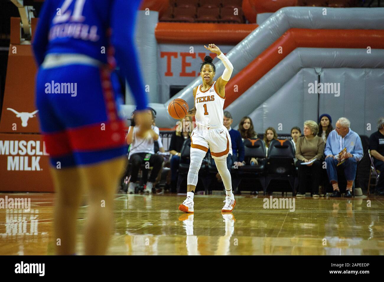 Austin, TX, USA. 22nd Jan, 2020. Texas Longhorns Sug Sutton #01 in ...