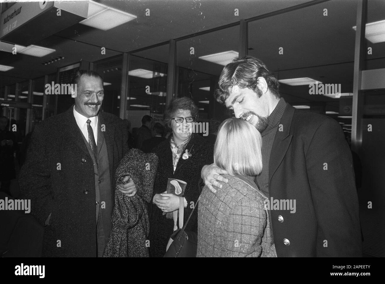 First mate dekker hi-res stock photography and images - Alamy