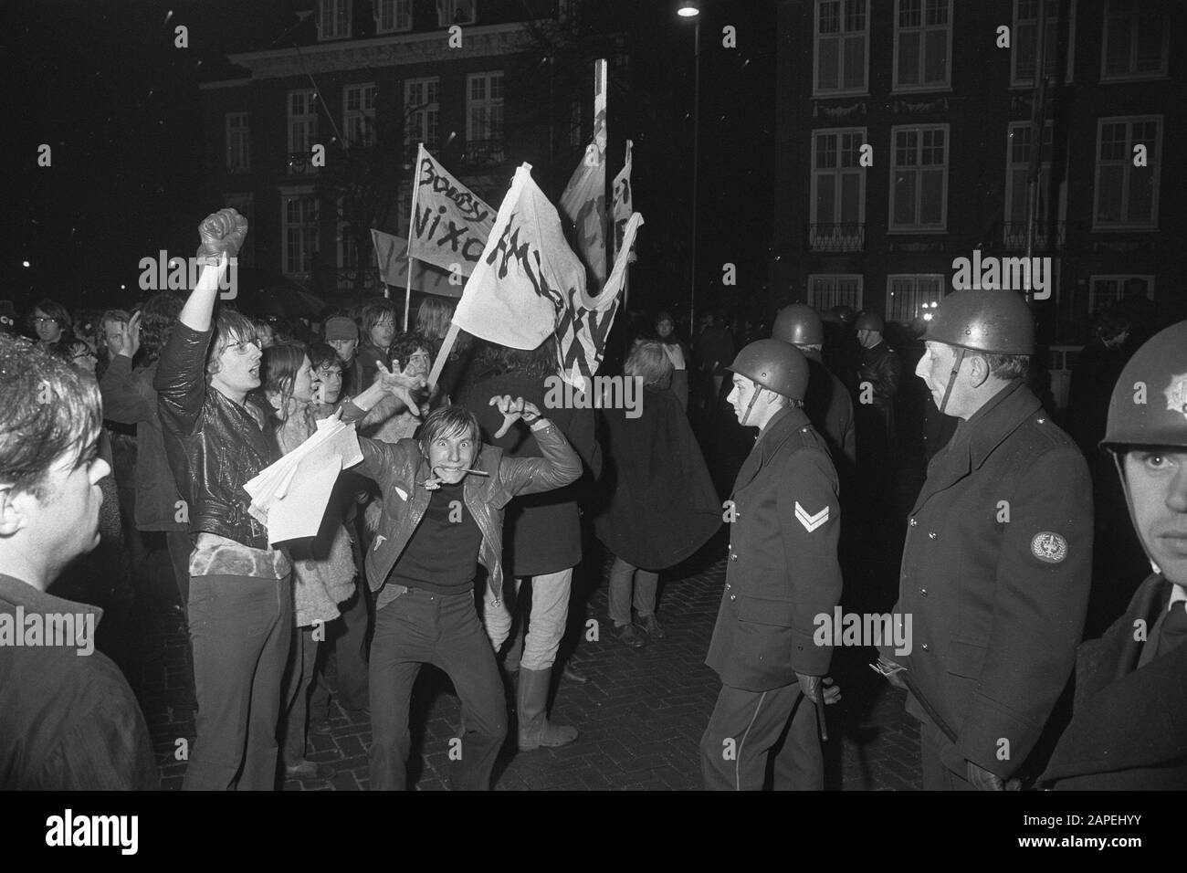 Demonstration for the Black Panther activist Bobby Seale Description ...