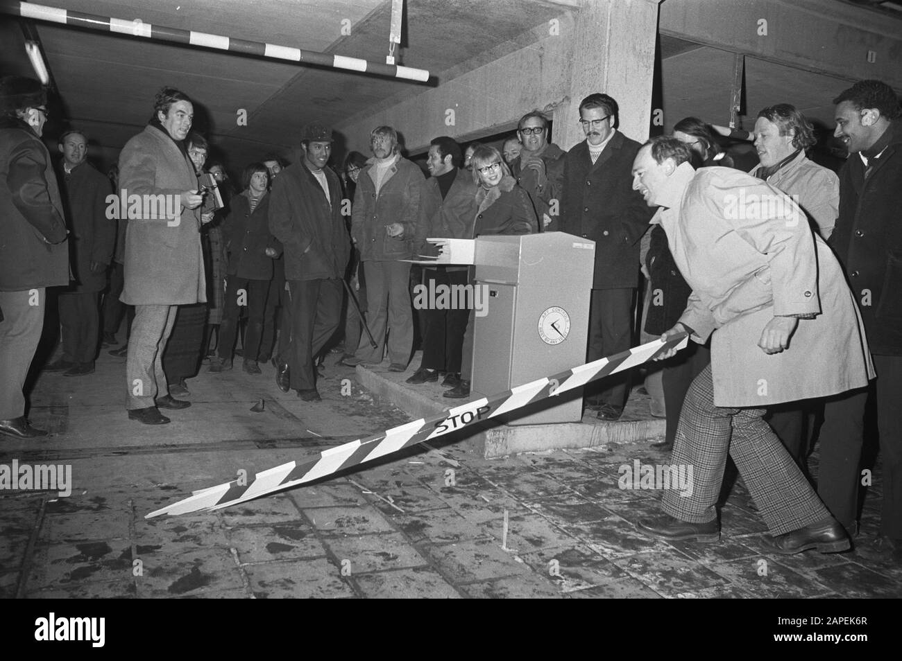 Residents Bijlmermeer destroy barriers of garage Date: February 1, 1972 ...
