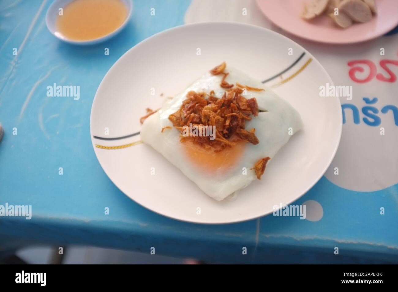 Steamed rice-skin dumplings with egg or vietnamese steamed rice noodle ...