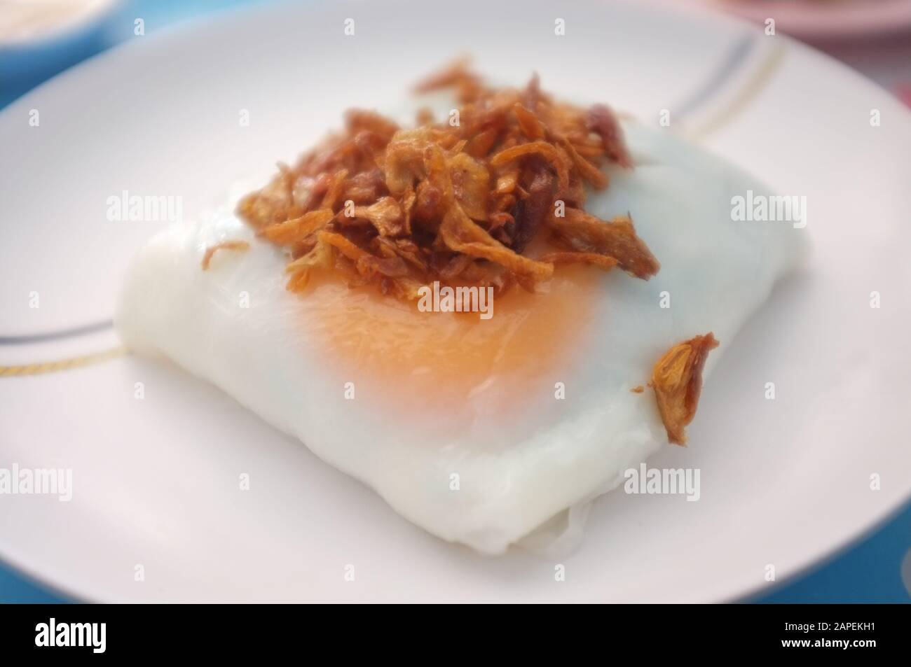 Steamed rice-skin dumplings with egg or vietnamese steamed rice noodle ...