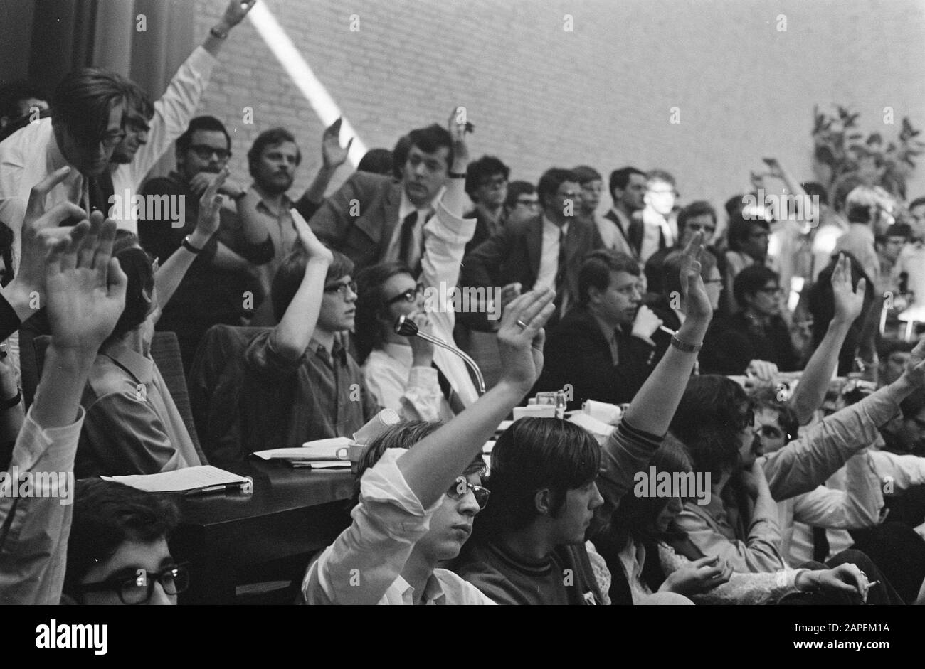 Dr tom hi-res stock photography and images - Alamy