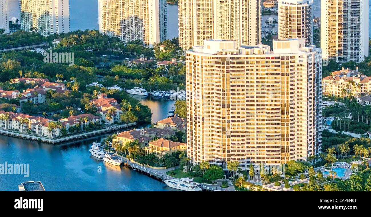 Beautiful aerial panorama cityscape miami hi-res stock photography and ...