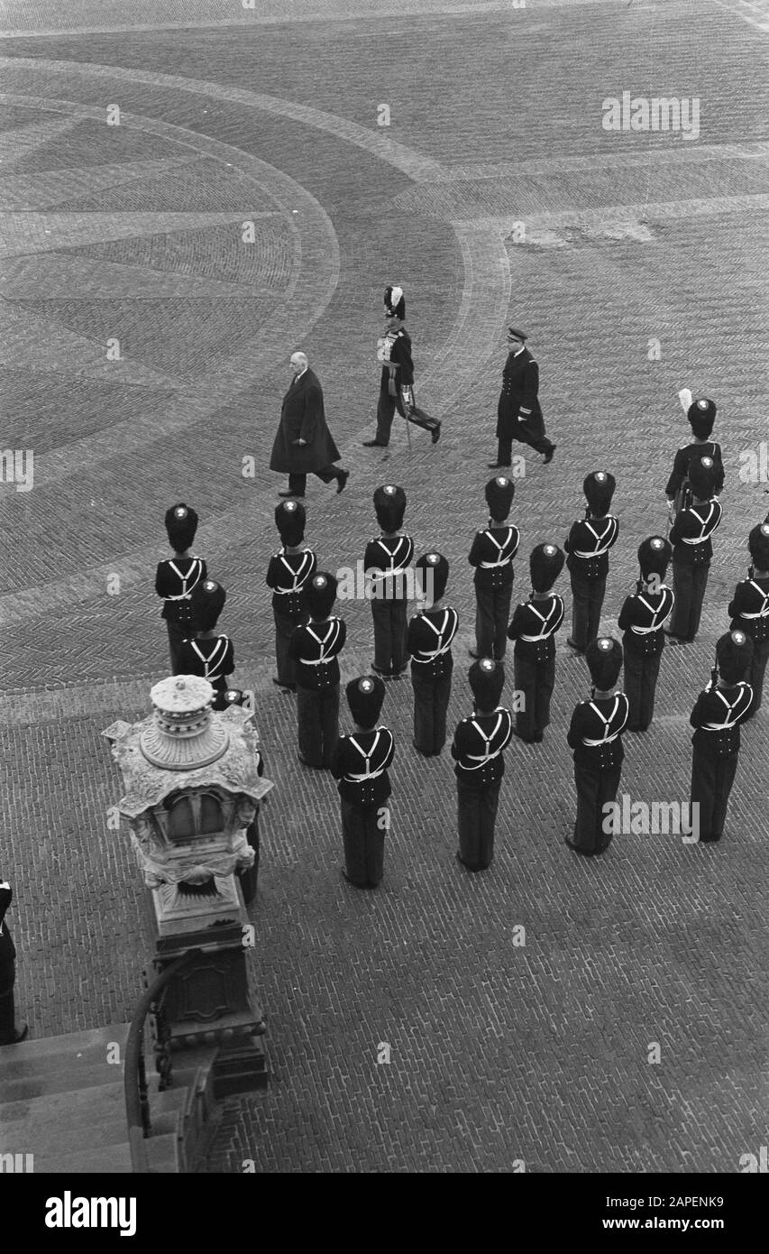 Visit President De Gaulle to the Netherlands. Arrival President De ...