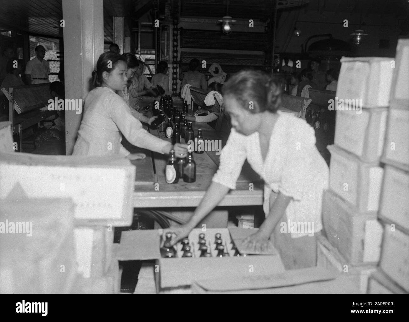 Opening of the brewery in the Lower Town of Batavia Description: Beer ...