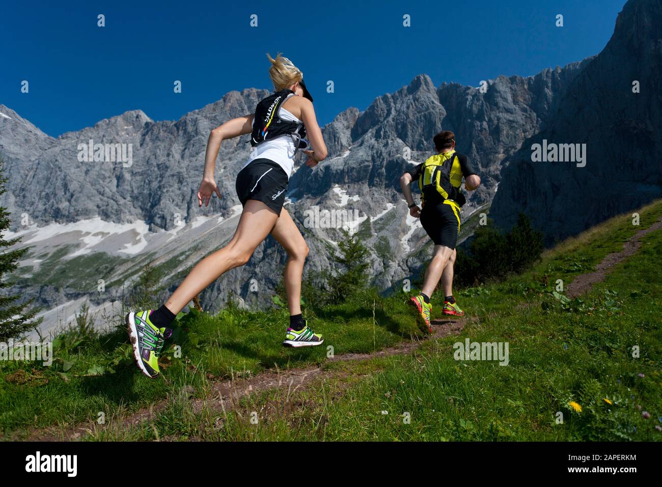 Zwei im berg hi-res stock photography and images - Alamy