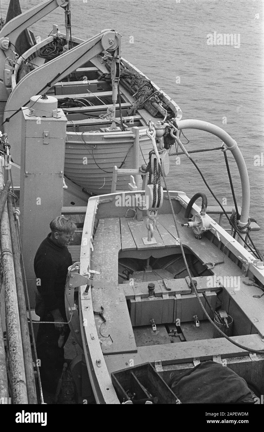 World war ii merchant ship Black and White Stock Photos & Images - Alamy