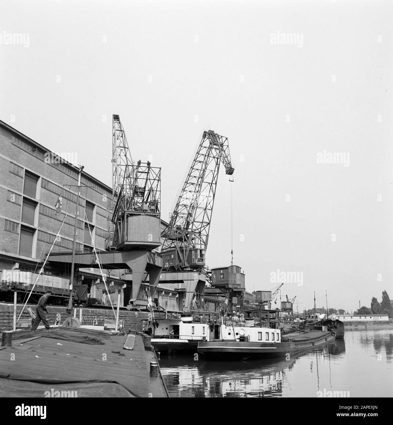 Rhine navigation, report from motor ship Damco 230: West Germany ...