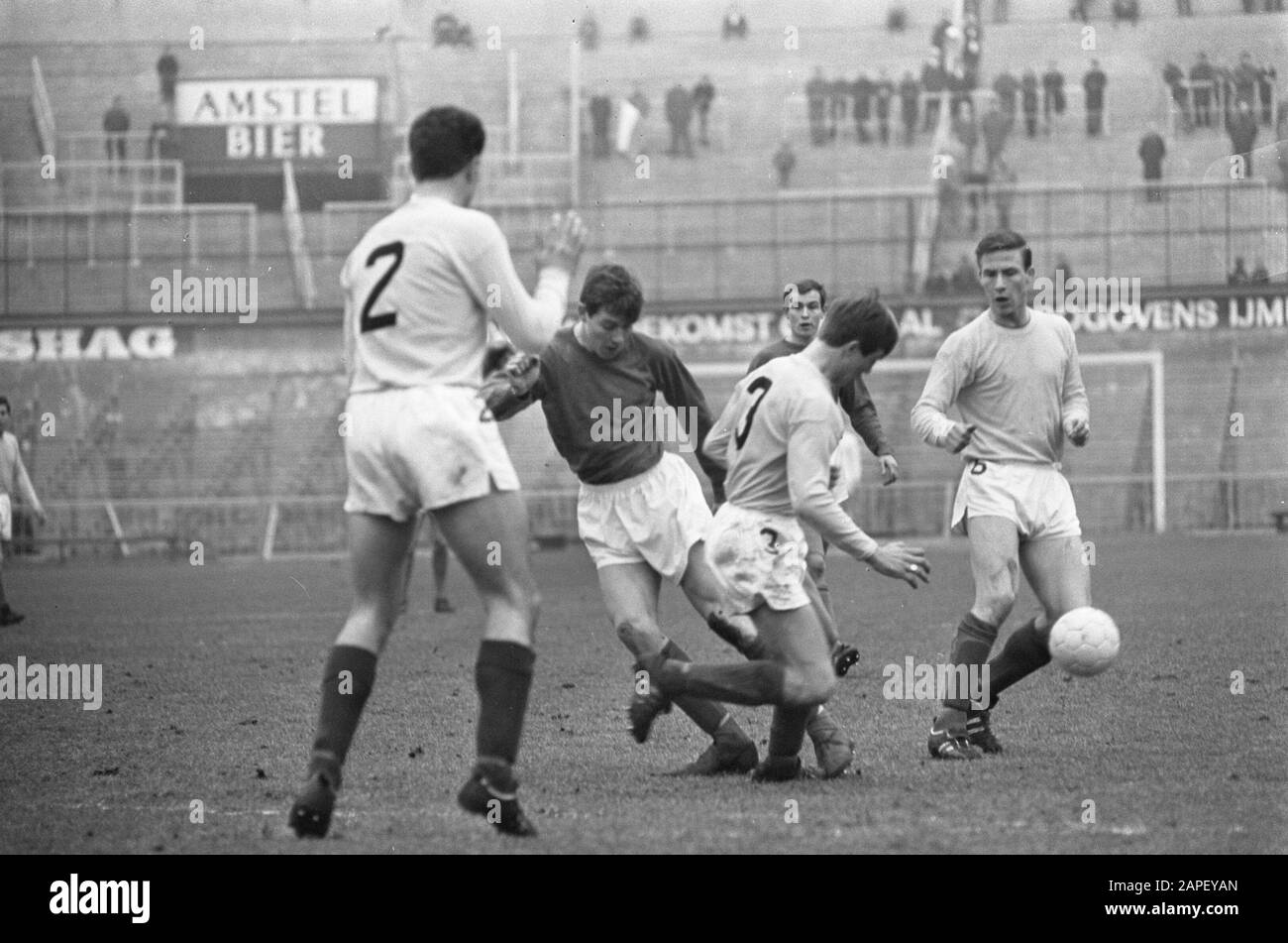 2 v l Black and White Stock Photos & Images - Alamy