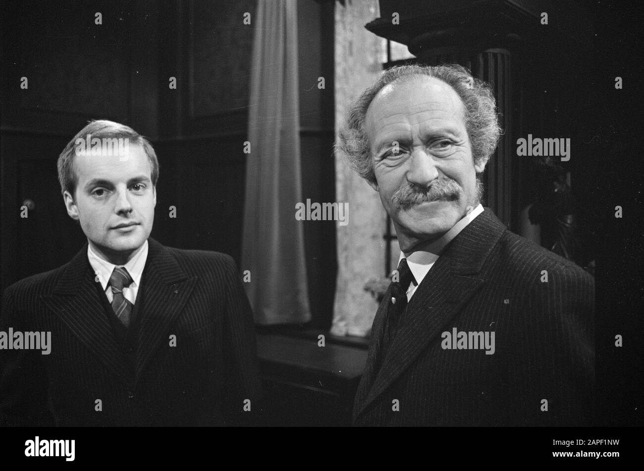 Television series Character Description: Bob de Lange (r) and Lex van ...