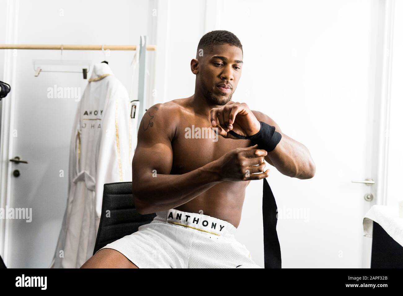 Anthony joshua hi-res stock photography and images - Alamy
