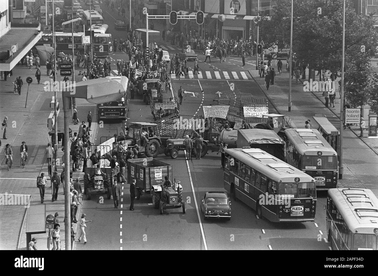 Farmer demonstration in Utrecht, overview demonstration (from above ...