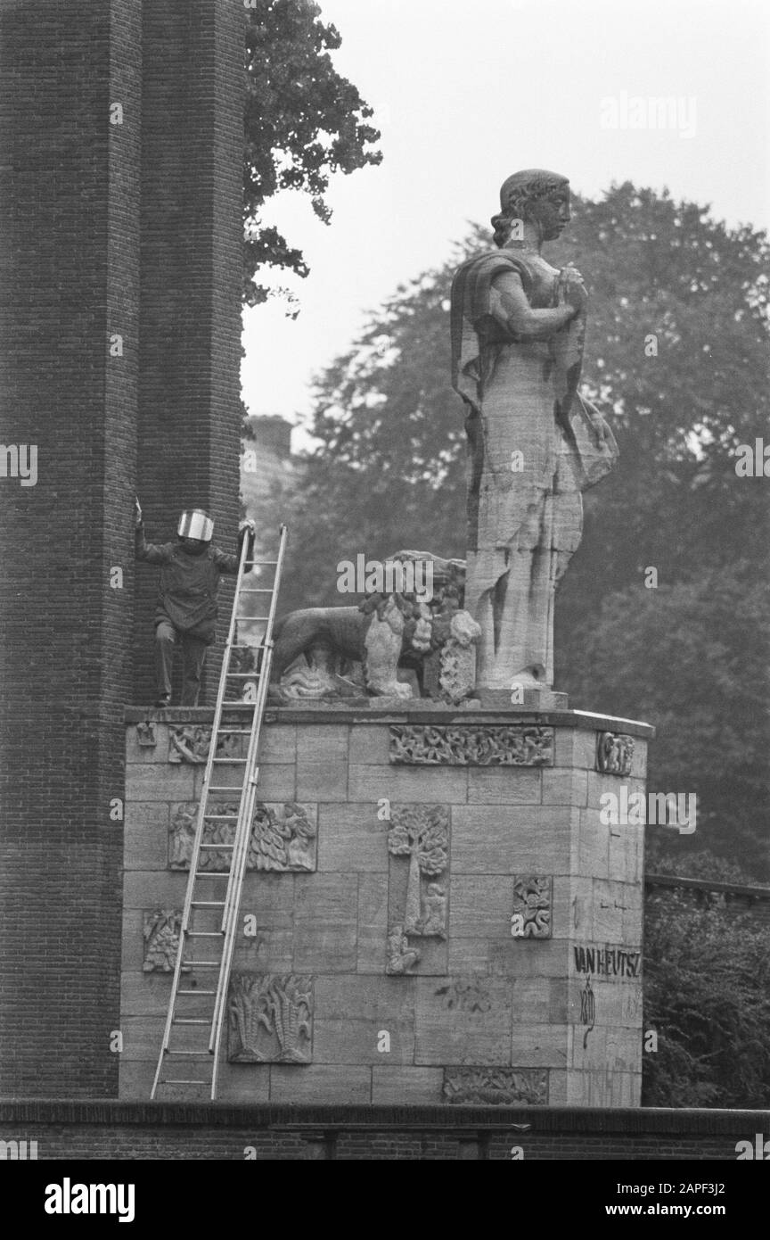 Disposal monuments hi-res stock photography and images - Alamy