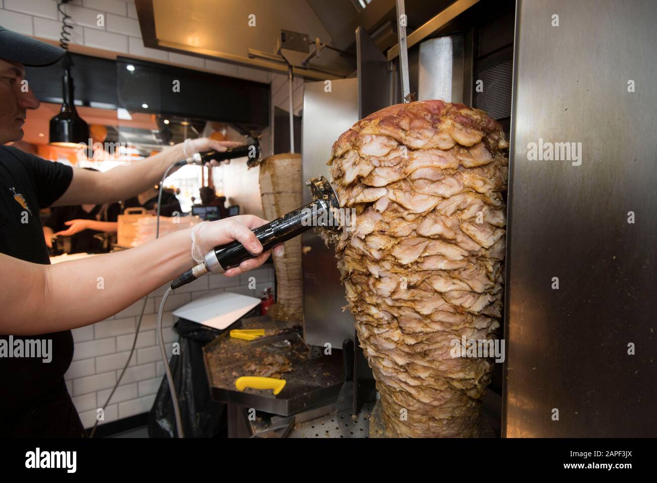 Donner kebabs hi-res stock photography and images - Alamy