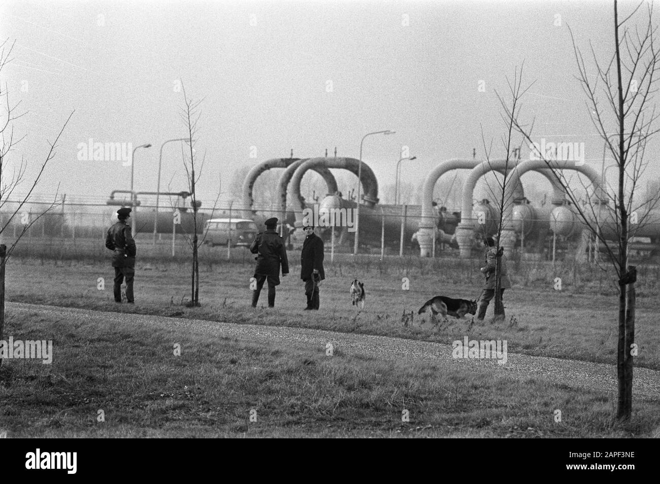 6 february 1972 Black and White Stock Photos & Images - Alamy