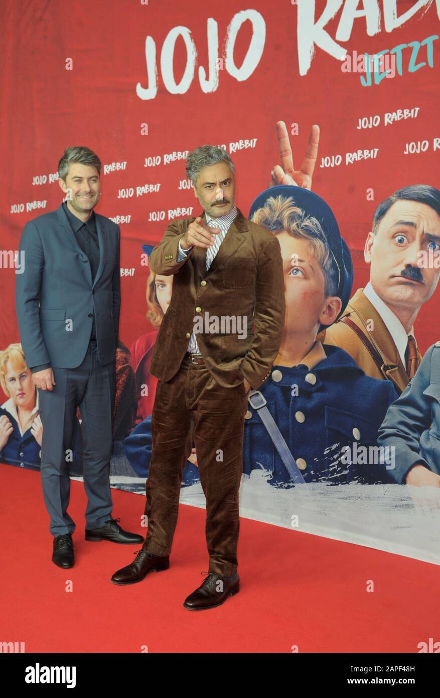 Jo jo rabbit hi-res stock photography and images - Alamy