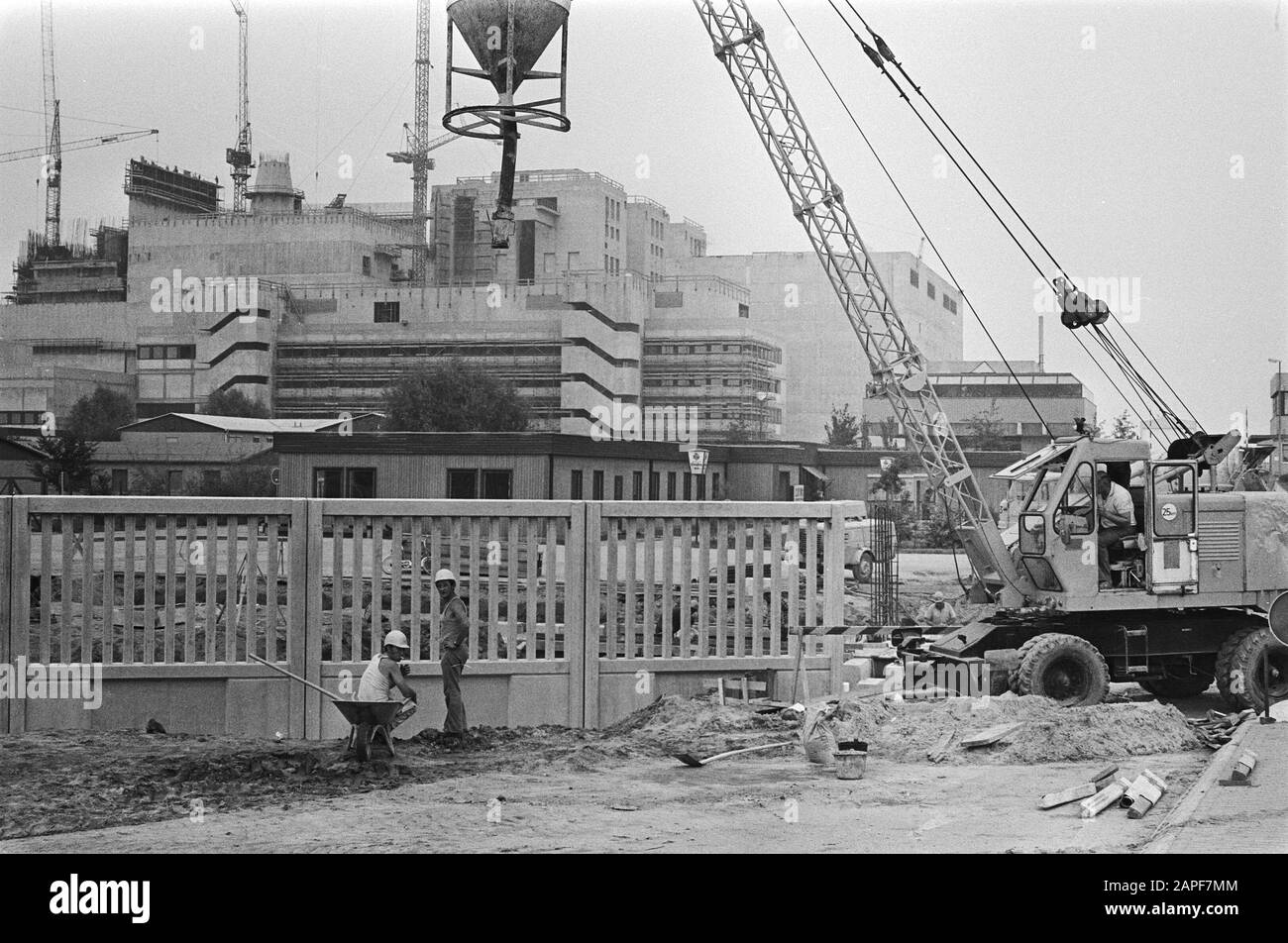On station wall Black and White Stock Photos & Images - Alamy