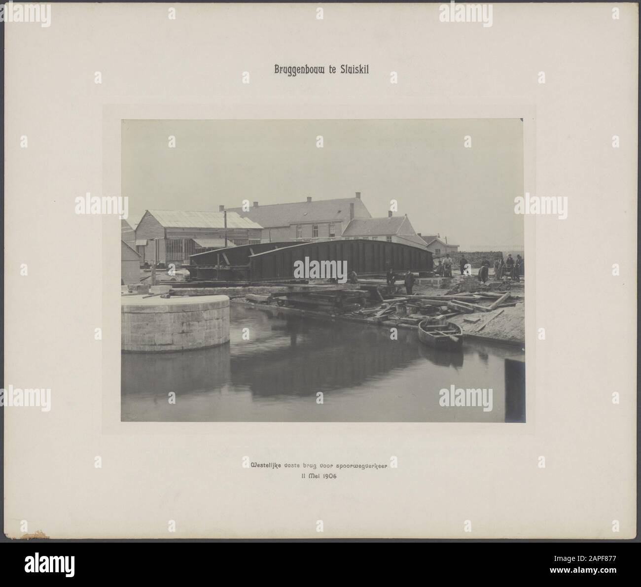 Construction of the western fixed rail bridge at Sluiskil; bridges ...