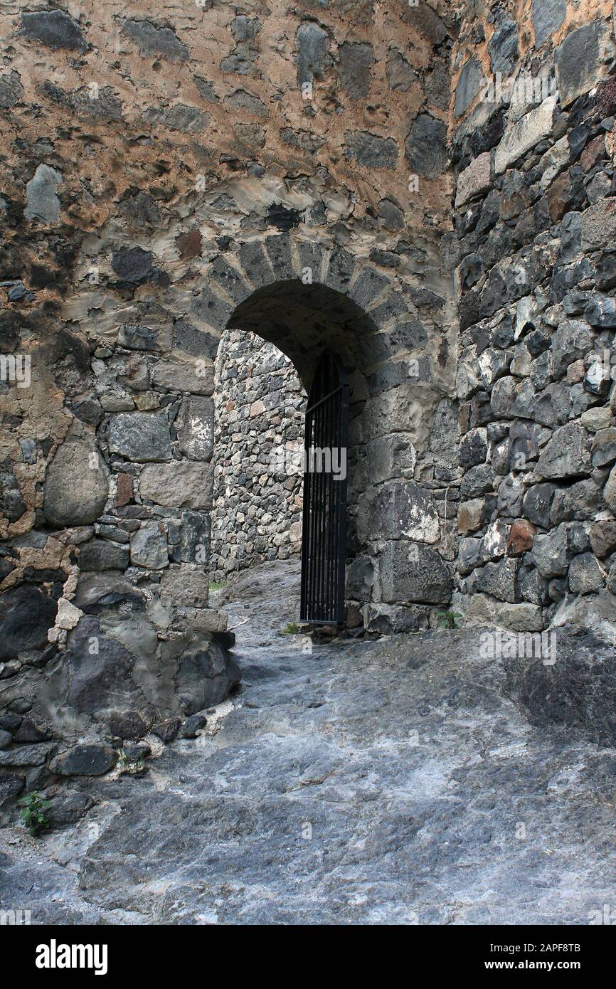 Khertvisi fortress, Meskheti, Georgia Stock Photo - Alamy