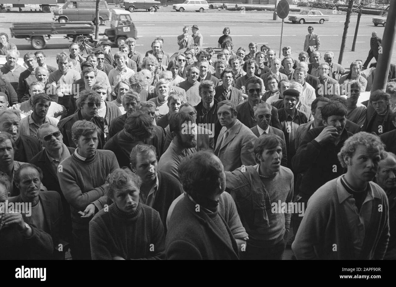 Strike of construction workers in Amsterdam Description: Construction ...