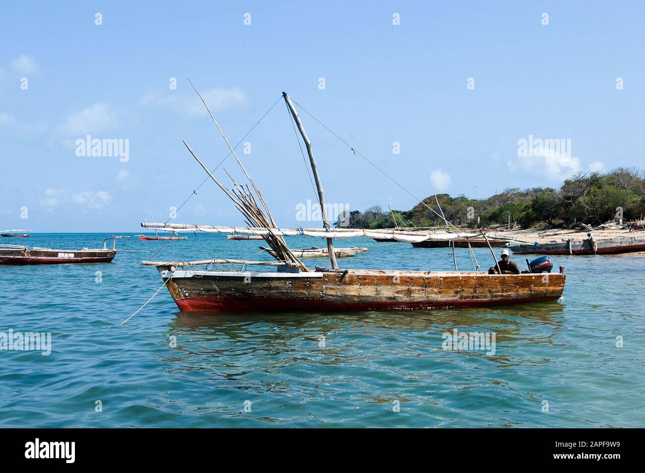 Zanzibar Tanzania 14/08/2010: Zanzibar wooden boat Stock Photo - Alamy