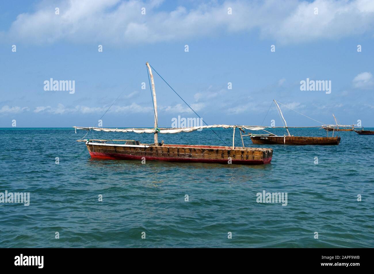 Zanzibar Tanzania 14/08/2010: Zanzibar wooden boat Stock Photo - Alamy