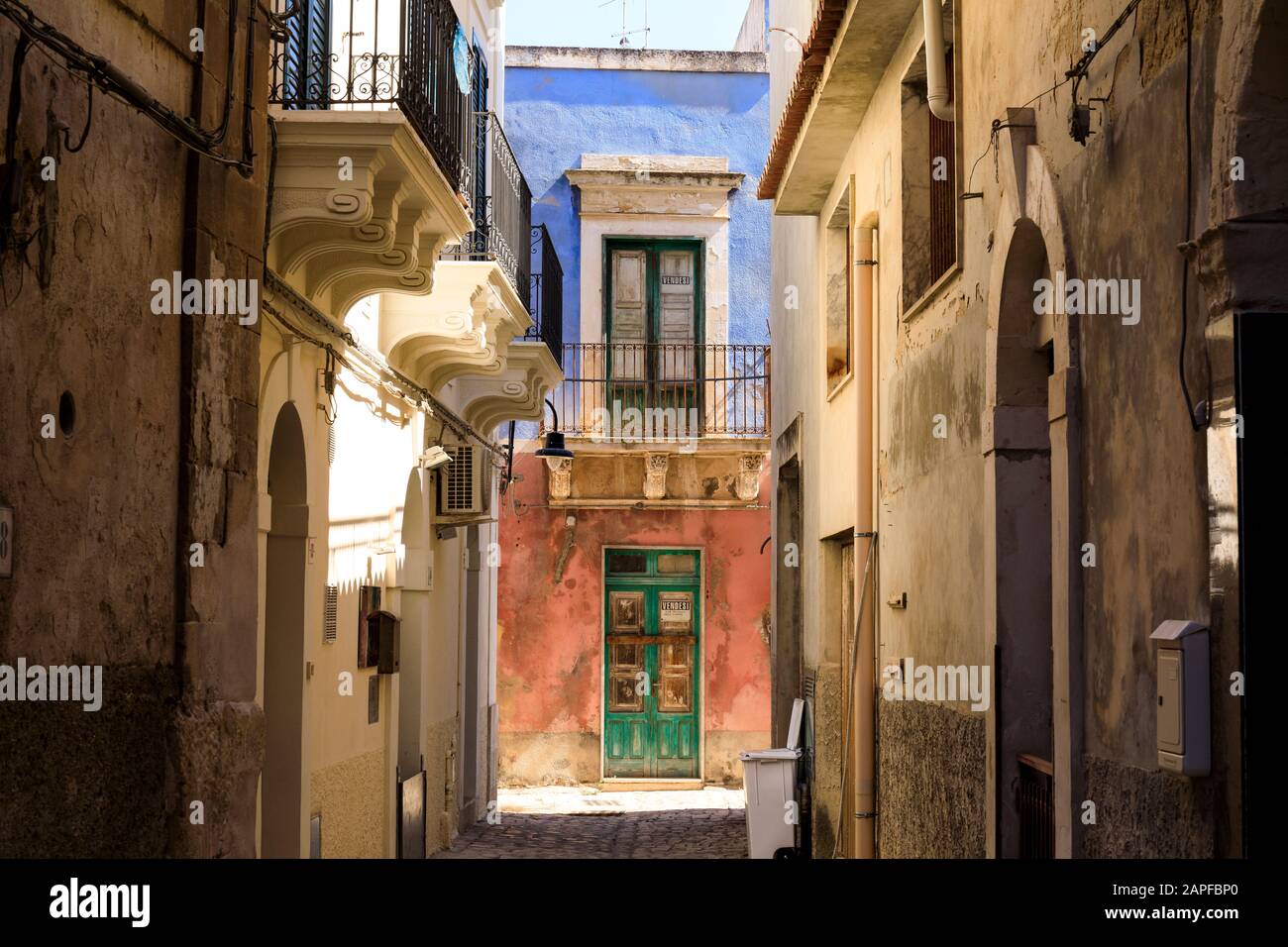 Scicli street, Sicily Stock Photo - Alamy