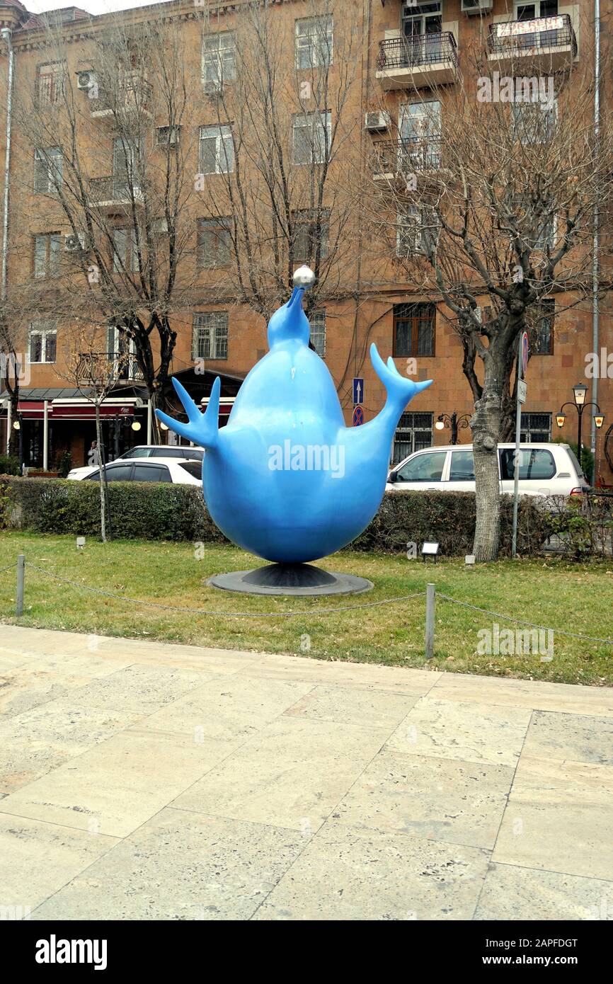 Sculpture Art at the Cascades, Yerevan Stock Photo - Alamy
