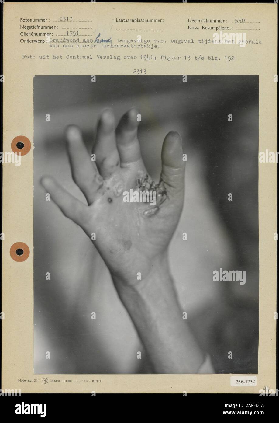 Description of accident hi-res stock photography and images - Alamy