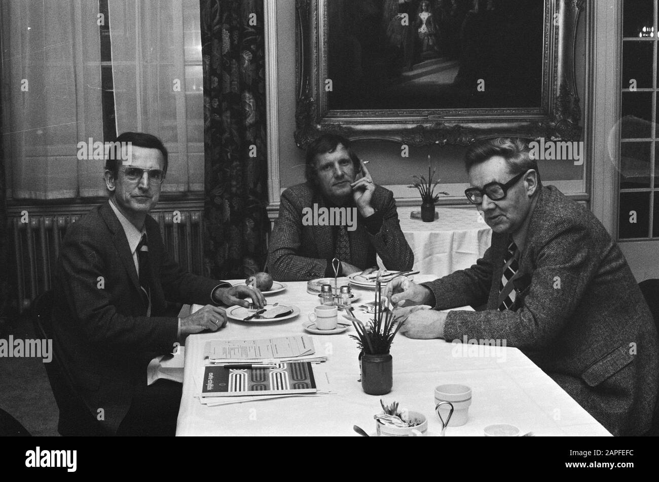 March fracture hi-res stock photography and images - Alamy