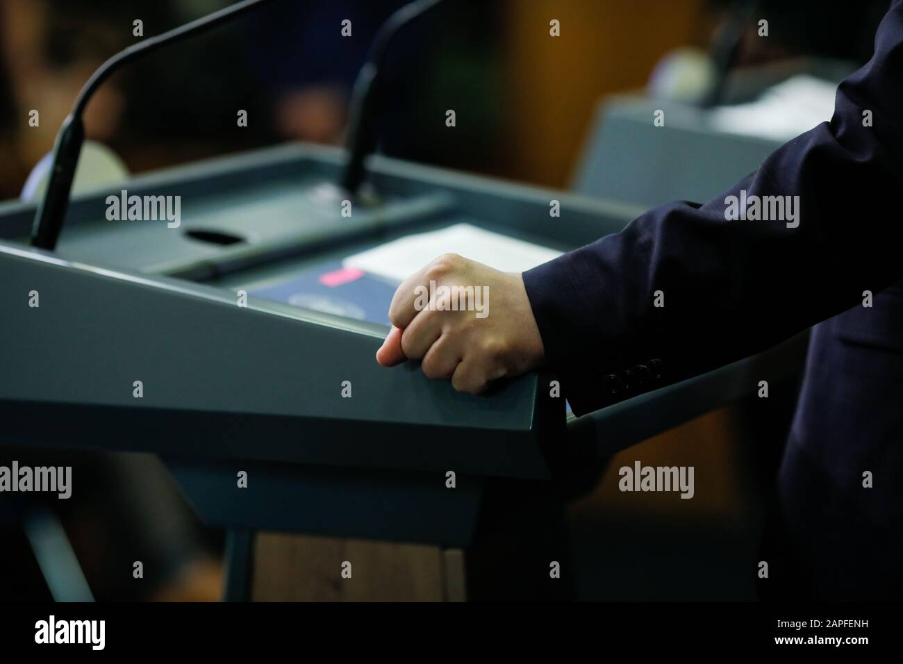 Details with the hand of a politician during a press conference Stock ...