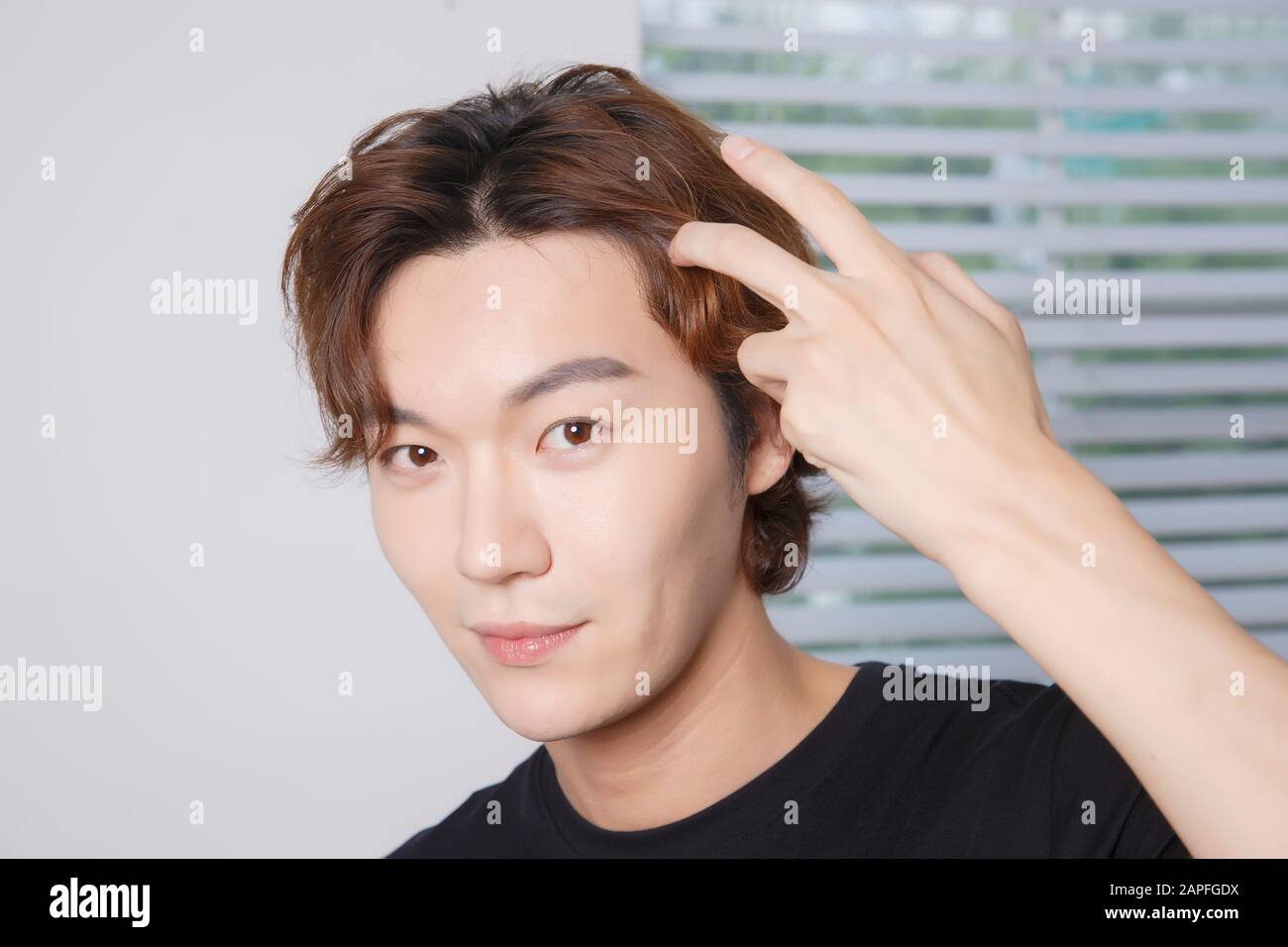 Close up of young mans hairstyle hi-res stock photography and images ...