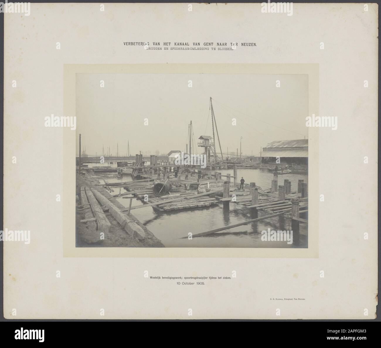 Bridges and railway diversion at Sluiskil. Western protection work ...