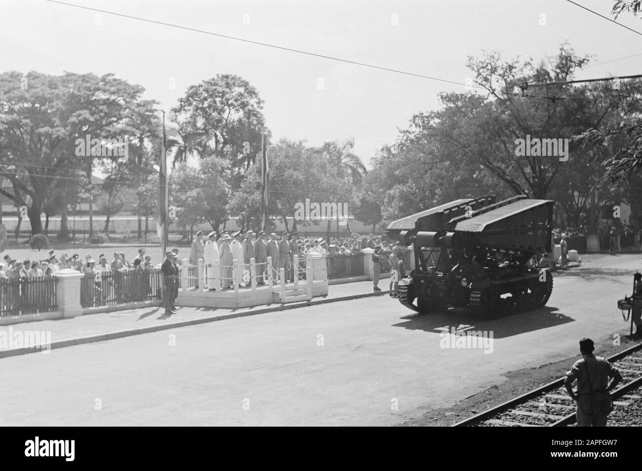 Parade to celebrate Princess Juliana's birthday Description: Bridge ...