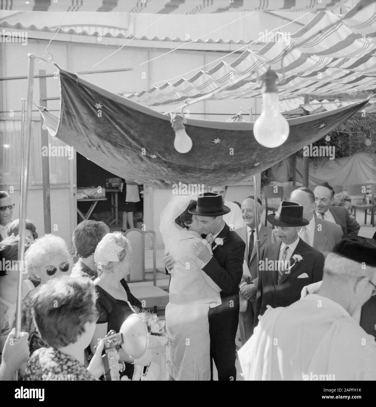 Jewish couple israel Black and White Stock Photos & Images - Alamy